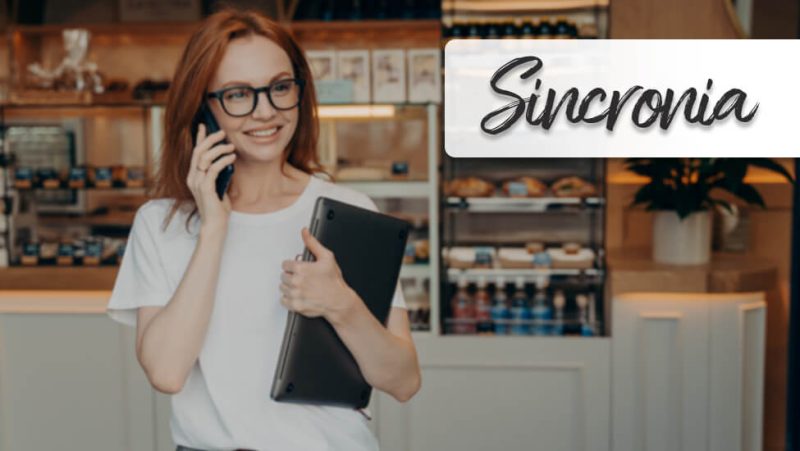 ¿Qué es la comunicación sincrónica? – Diccionario TIC